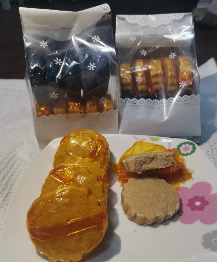 Special pinipig pulvoron, Food & Drinks, Homemade Bakes on Carousell