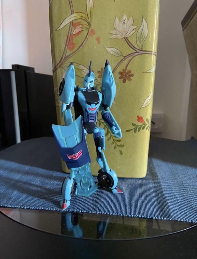 Transformers Generations Springer Swerve Wheelie Blurr Thunderwing ...