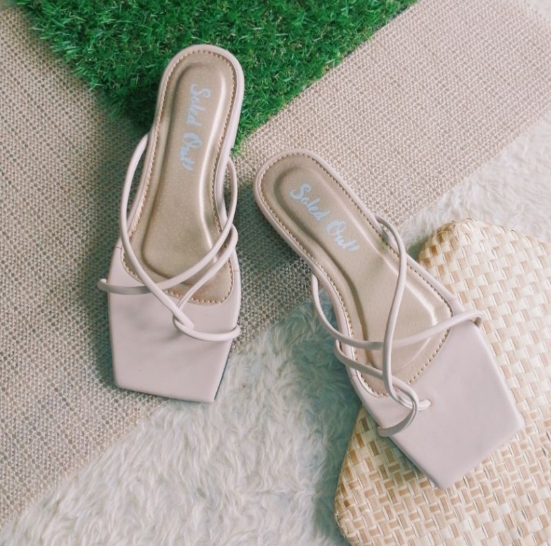 Block heels(1 inch), Women's Fashion, Footwear, Flats & Sandals on ...