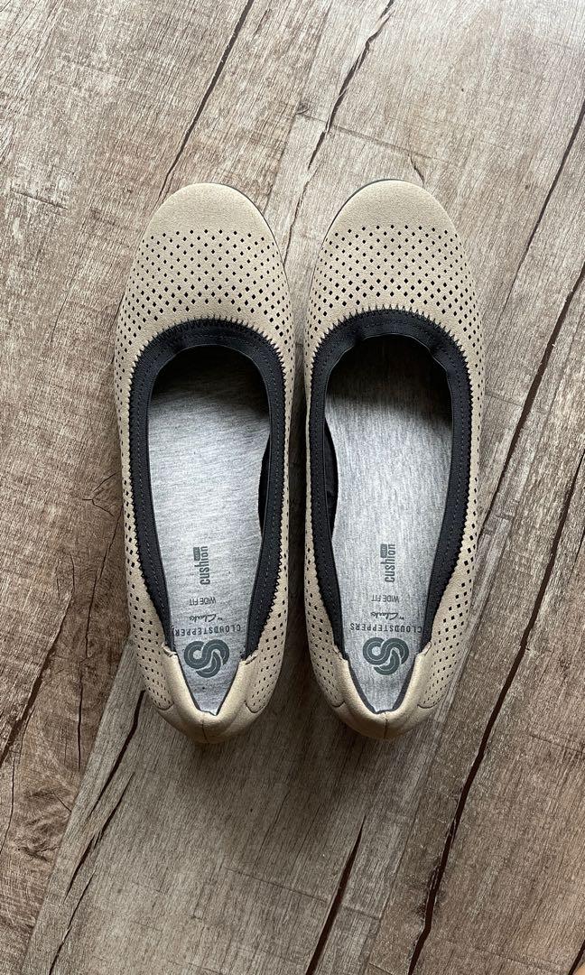 Clarks Cloudstepper Woman Shoes Wedges, Women's Fashion, Footwear ...