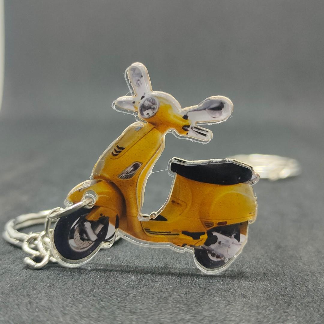Customake Keychain kereta Vespa, ativa, myvi, Hobbies & Toys ...