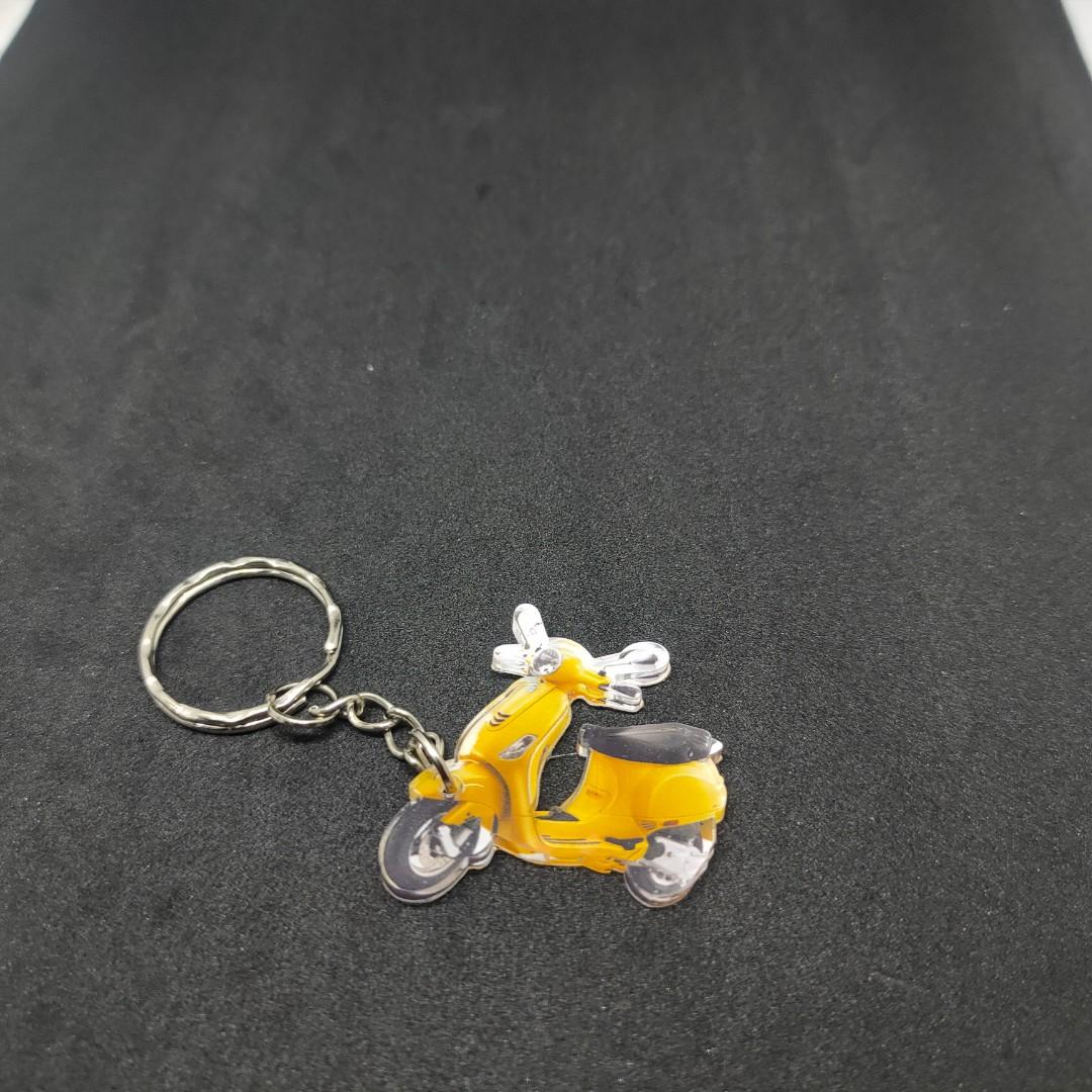 Customake Keychain kereta Vespa, ativa, myvi, Hobbies & Toys ...