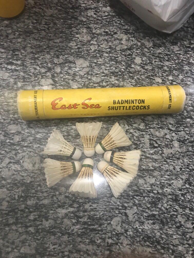 Free 7 shuttercork for badminten, Everything Else on Carousell