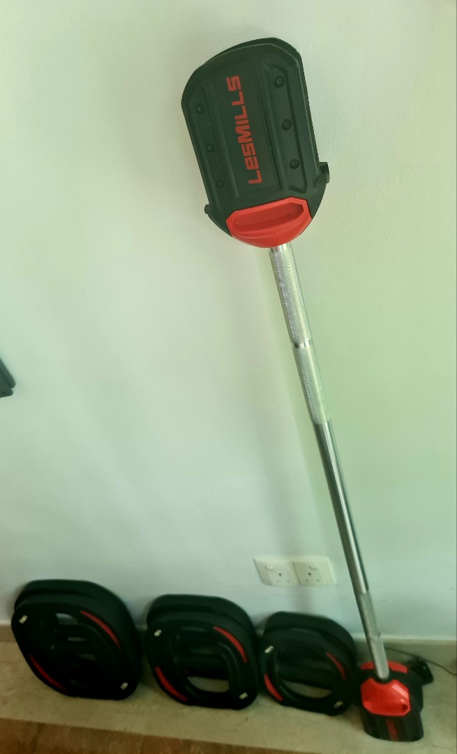 Les Mills BodyPump Set : Bench, Raisers, Bar, weight, Sports Equipment ...