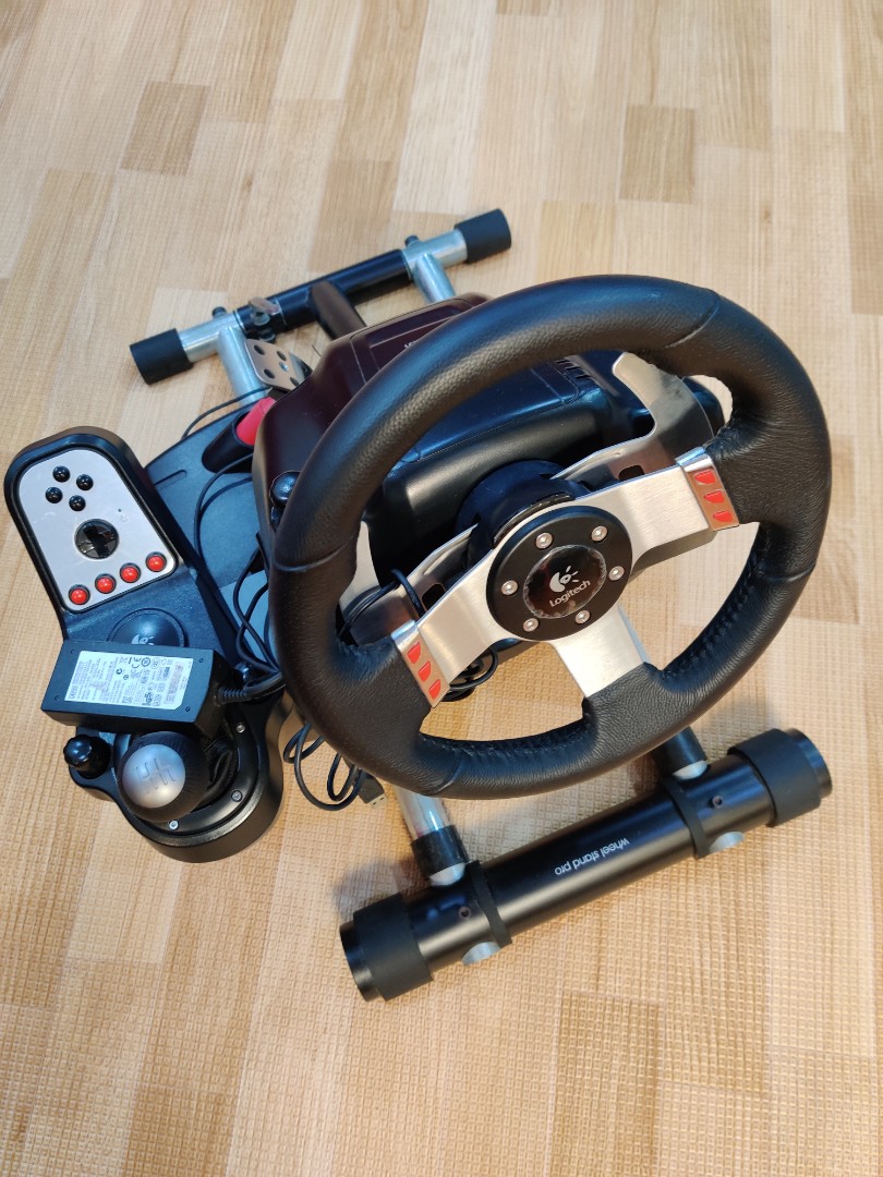 Logitech G27 with Wheelstand Pro, Video Gaming, Gaming Accessories ...
