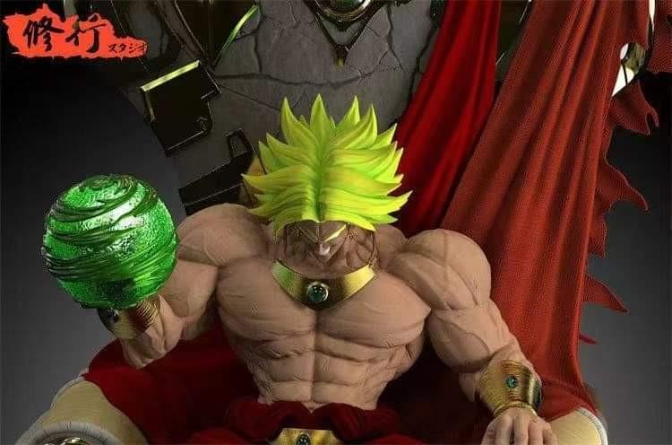 [PO] MASTER GRADE Dragon Ball Z Statue Broly On Throne, Hobbies & Toys ...