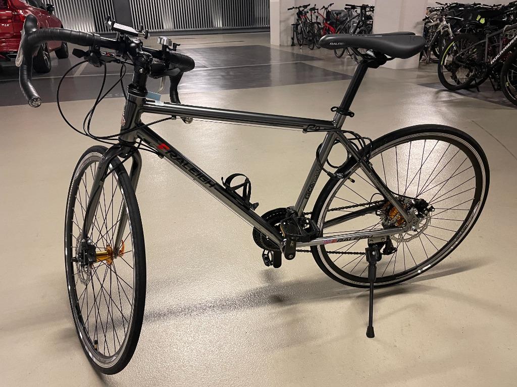 RALEIGH R9 - RACEMASTER - 2021 - ROADBIKE, Sports Equipment, Bicycles & Parts, Bicycles on Carousell