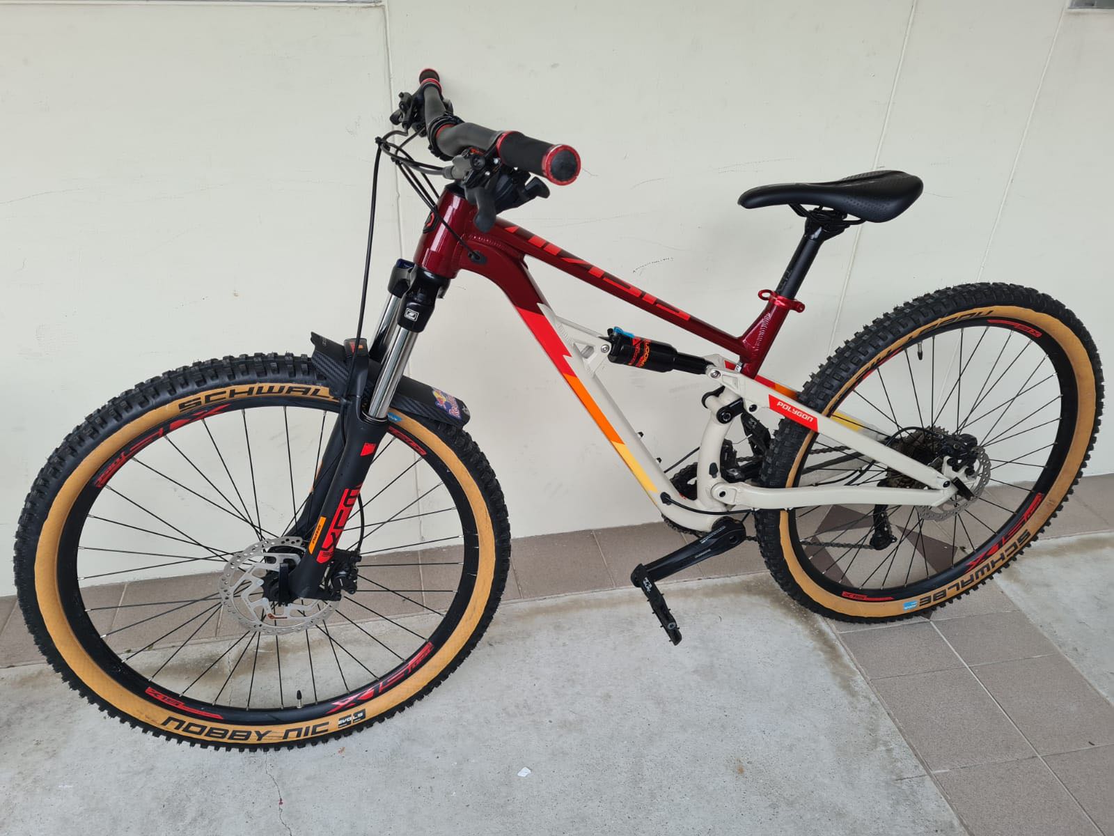 SALE! Polygon Siskiu D5 Full Bike, Sports Equipment, Bicycles & Parts ...