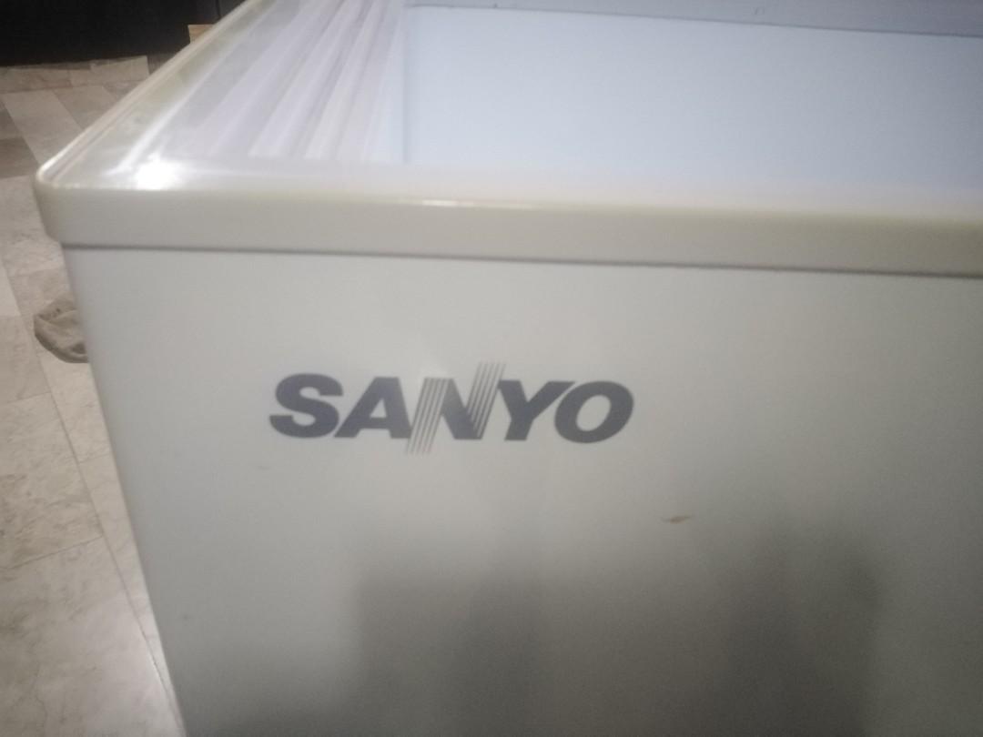 Sanyo Chest freezer, TV & Home Appliances, Kitchen Appliances ...