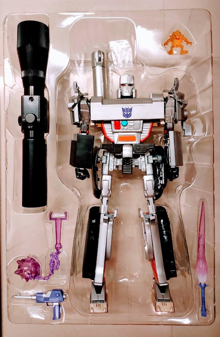 Transformers MP5 Masterpiece Megatron, Hobbies & Toys, Toys & Games on ...