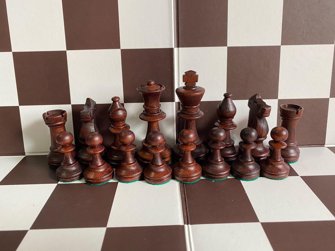 Vintage Chess Pieces (P1), Hobbies & Toys, Memorabilia & Collectibles ...