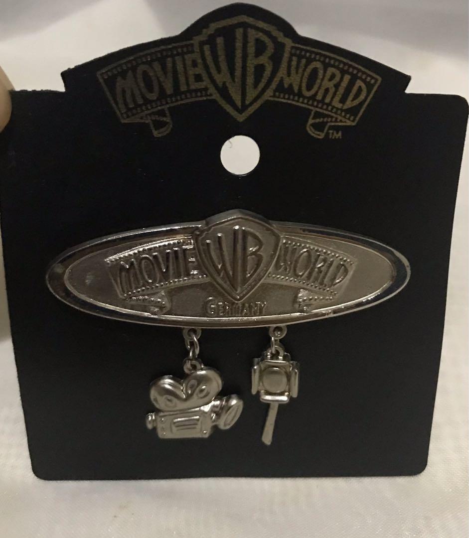 Vintage Warner Bros Pin, Antik, Pajangan di Carousell
