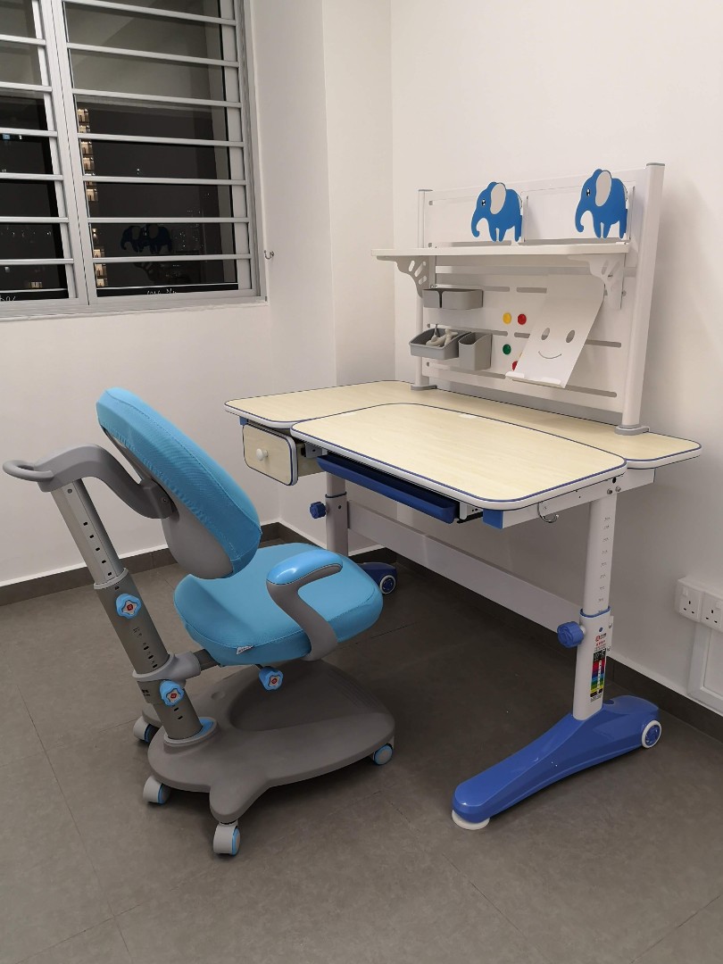 Kids adjustable table & ergonomic chair set, Babies & Kids, Baby ...