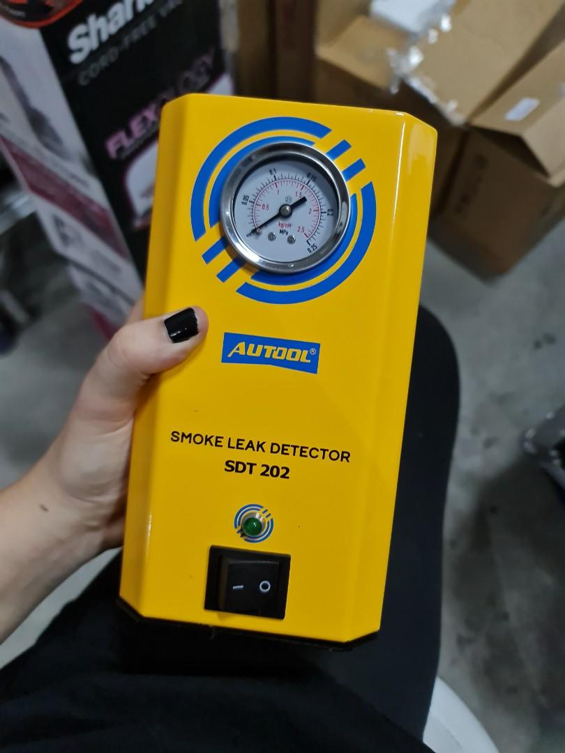 BNIB AUTOOL smoke diagnostic leak detector SDT202, Everything Else on Carousell