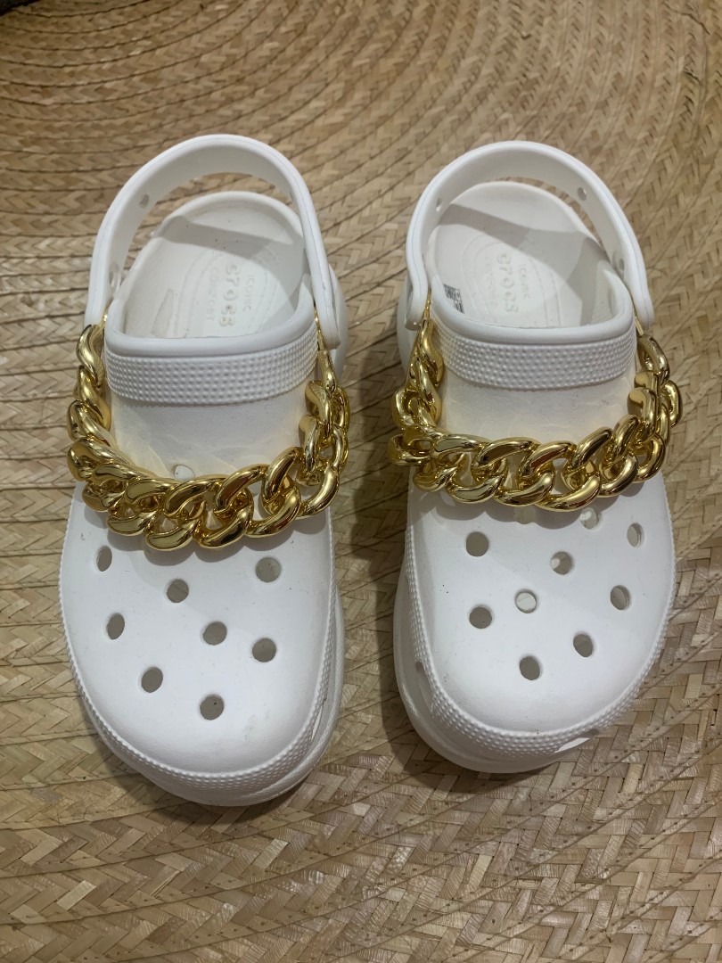 Crocs Bae Clogs, Women's Fashion, Footwear, Slippers and slides on ...