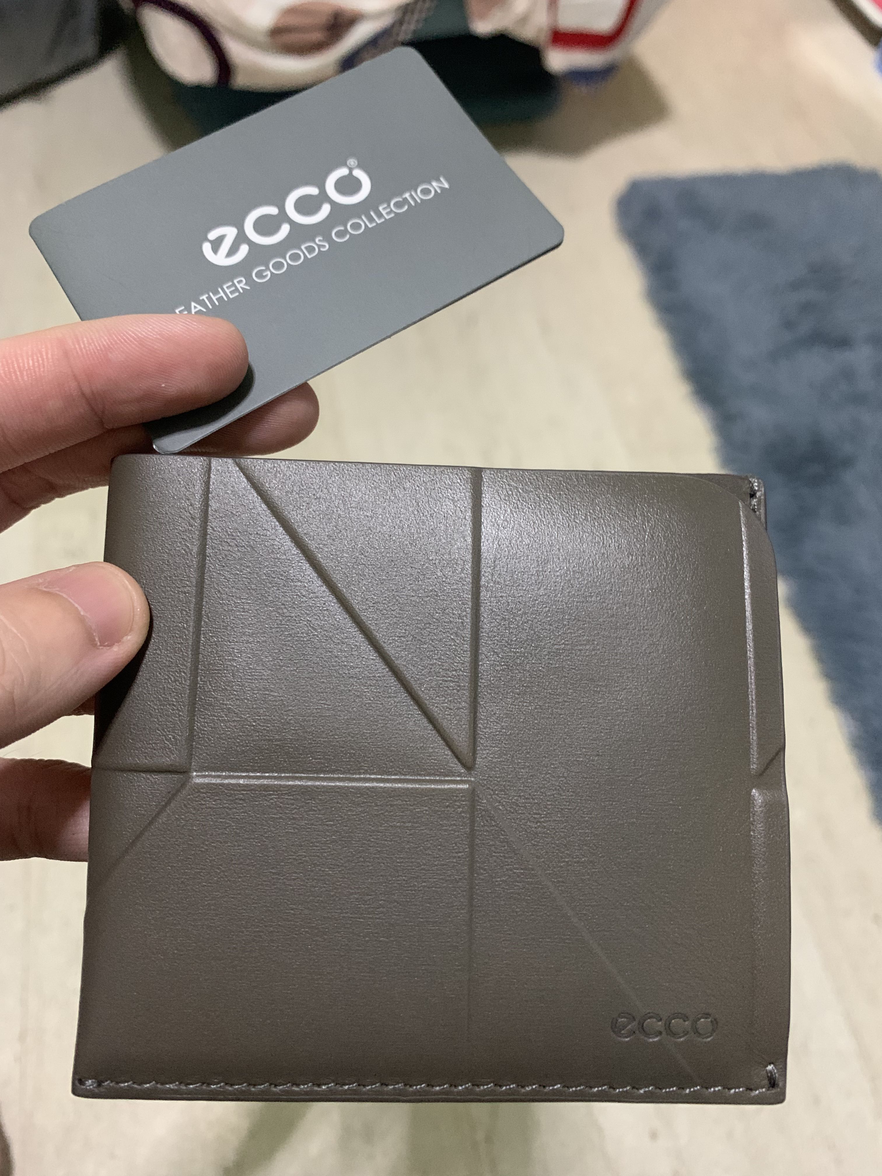 ECCO Signature Line Slim Card Case Cow Leather (Warm Grey), Men's ...