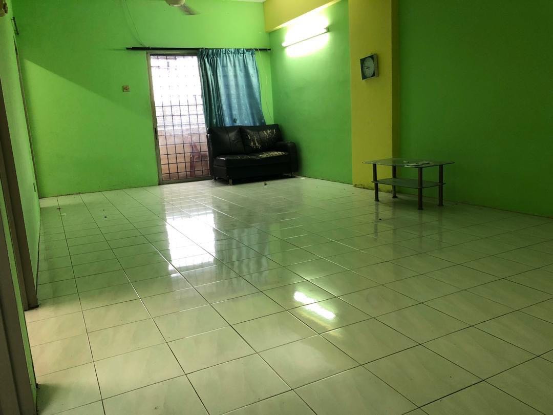 Ground Floor, Corner Unit Apartment Cheras Perdana Ria, Property, For ...