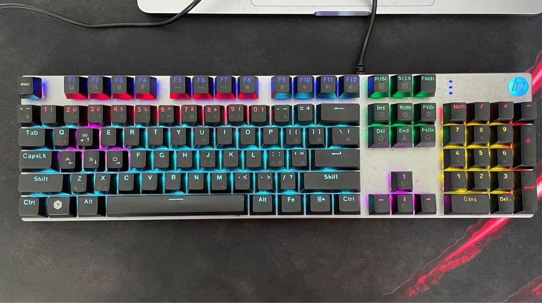 HP RGB OFFICIAL GAMING KEYBOARD BLUE SWITCH, 電子產品, 其他 - Carousell