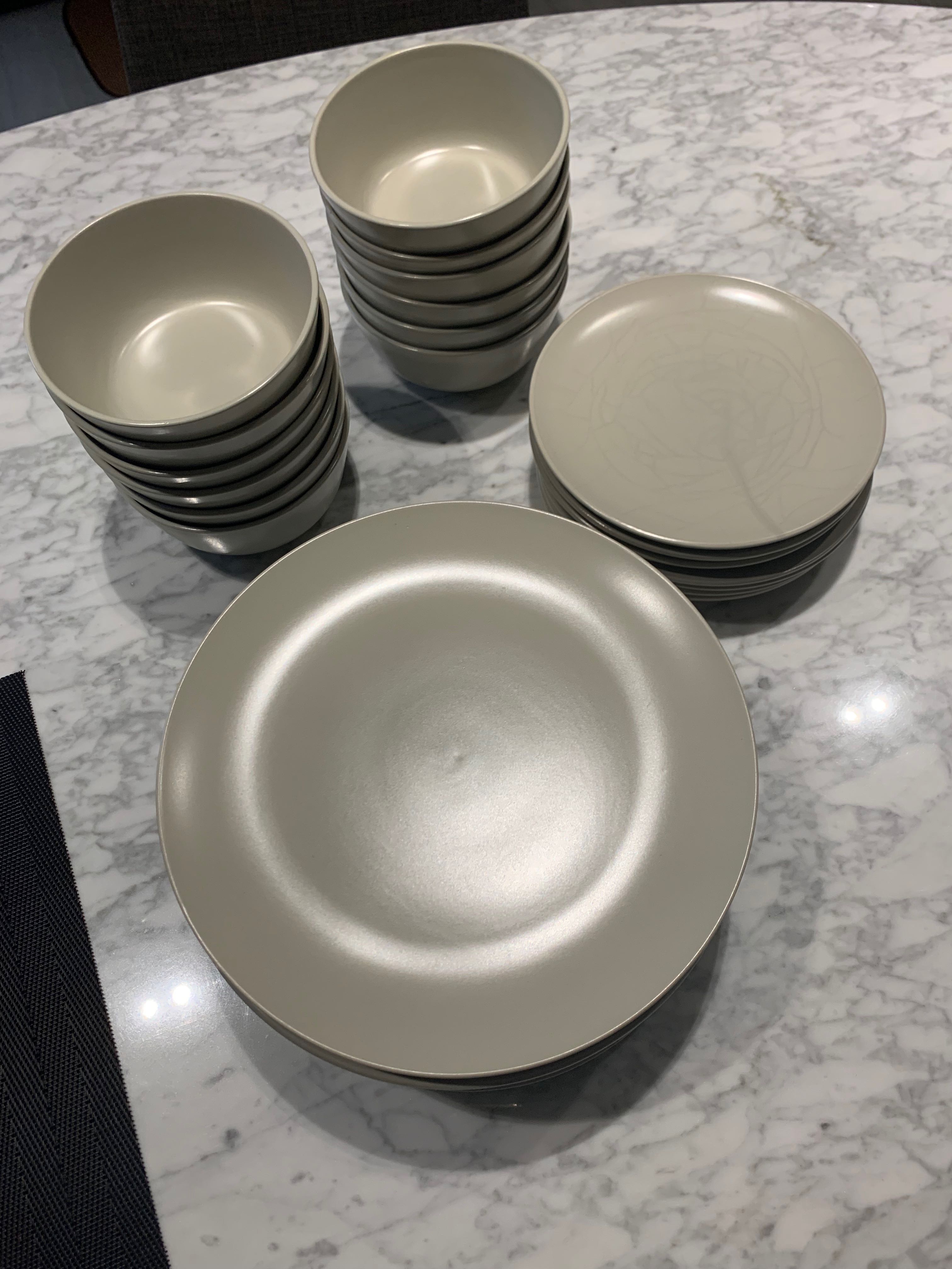 IKEA Plates and Bowls, Furniture & Home Living, Kitchenware & Tableware ...