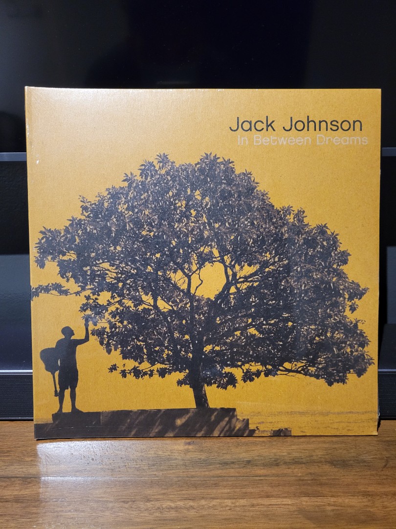 Jack Johnson - In Between Dreams LP Vinyl, Hobbies & Toys, Music & Media, Vinyls on Carousell