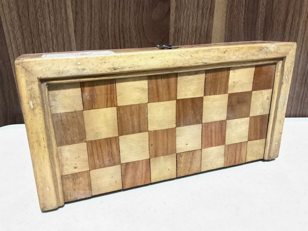 MINI NARRA CHESS SET, Hobbies & Toys, Toys & Games on Carousell