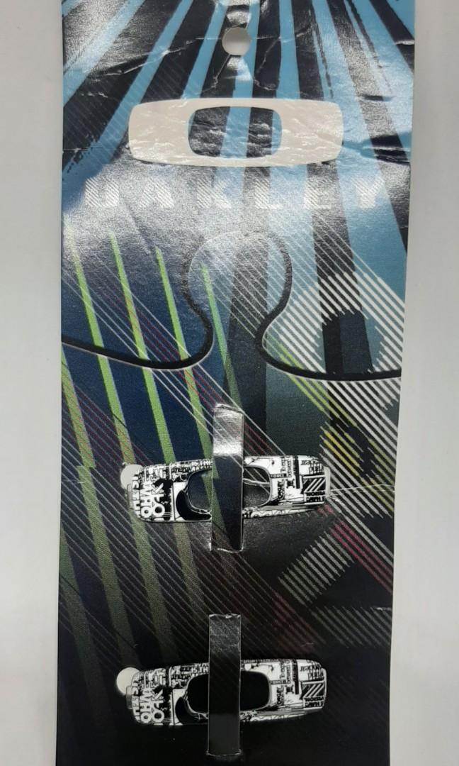 Oakley Batwolf, Men's Fashion, Watches & Accessories, Sunglasses ...
