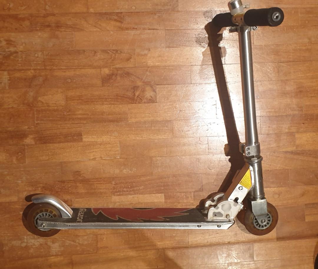 Razor Stunt Pro-Scooter (stunt scooter), Hobbies & Toys, Toys & Games ...