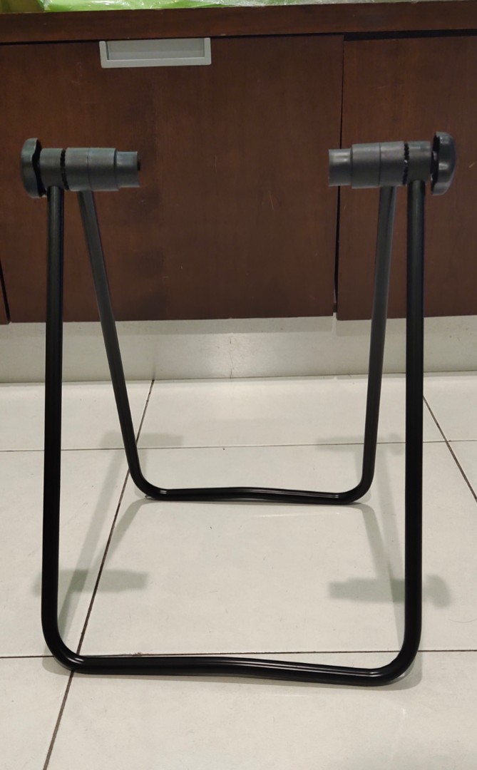 Road Bike / Mountain Bike U shape Bike stand ( Hub mount), Sports ...