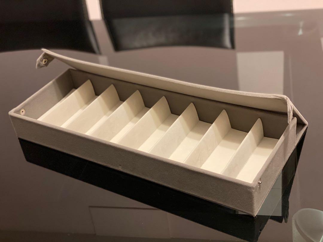 Spectacles storage, Women's Fashion, Jewelry & Organisers, Accessory ...