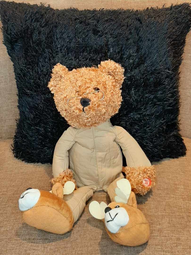 Story telling Grandpa Bear, Hobbies & Toys, Toys & Games on Carousell