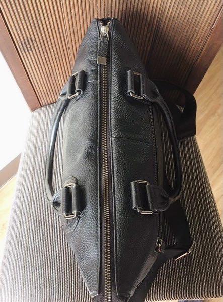Versace Laptop Bag, Women's Fashion, Bags & Wallets, Shoulder Bags on ...