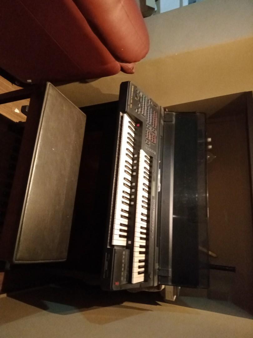 Yamaha electone EL400, Hobbies & Toys, Music & Media, Musical ...