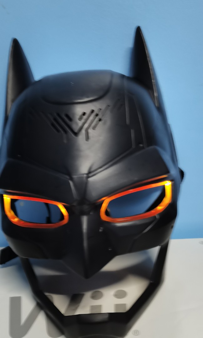 BATMAN VOICE CHANGING MASK, Hobbies & Toys, Toys & Games on Carousell