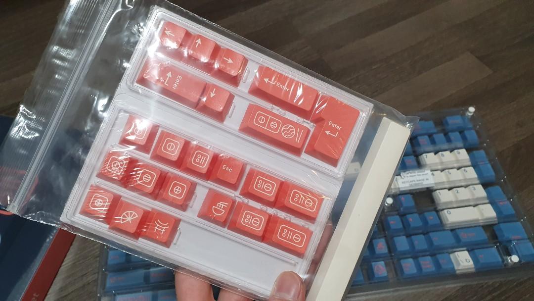 GMK Bento r1, Computers & Tech, Parts & Accessories, Computer Keyboard ...