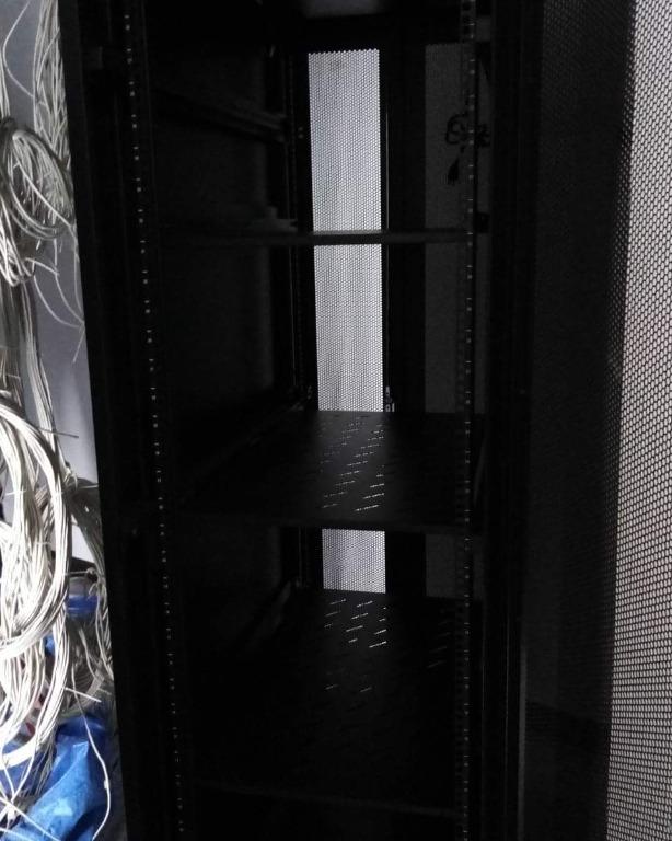 HardRack Data Cabinet HR-DC 6832 600mm x 800mm 32U 1620mm (5 ft ...