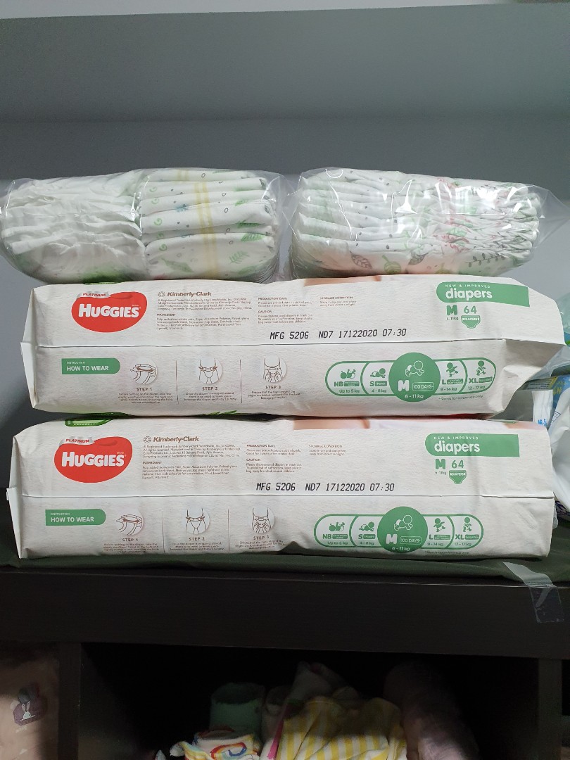 Huggies Size M, Babies & Kids, Bathing & Changing, Diapers & Baby Wipes ...