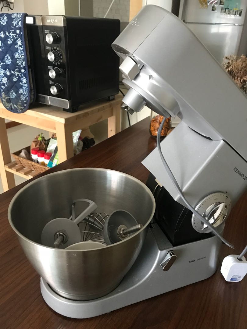 Kenwood stand mixer, TV & Home Appliances, Kitchen Appliances, Hand ...