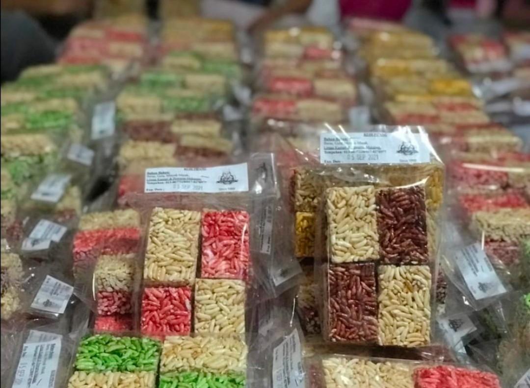 KUIH PIPANG WARISAN ATOK BORONG, Food & Drinks, Homemade Bakes on Carousell