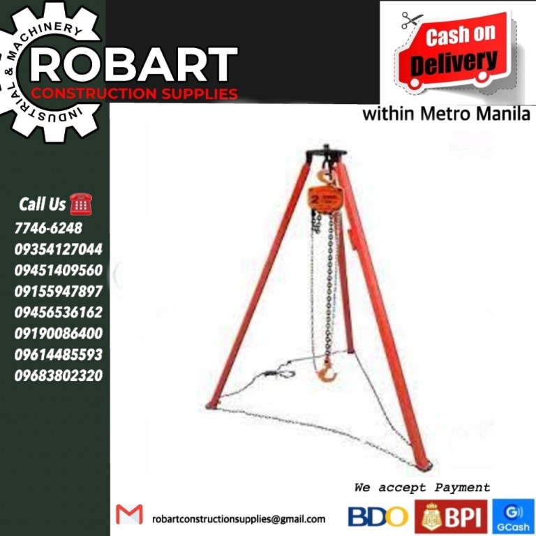 Lifting Tripod with Chain Block, Commercial & Industrial, Construction ...