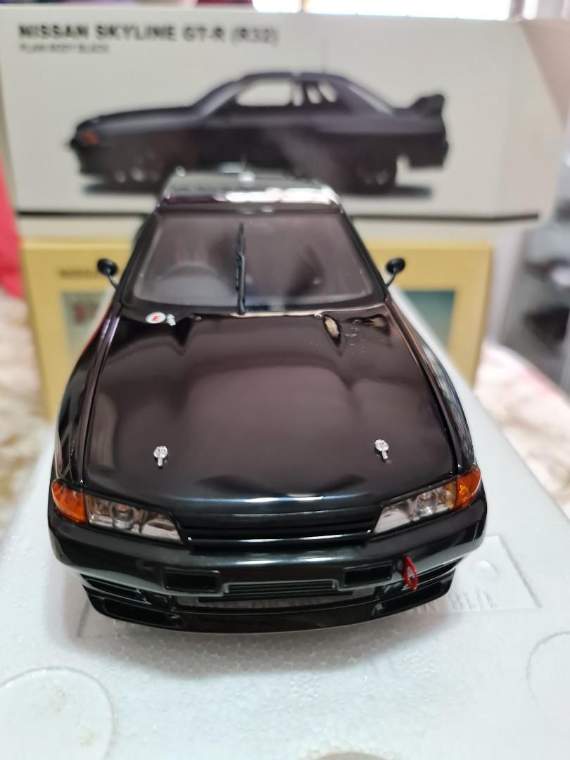 Nissan skyline gtr r32 plain black autoart 1:18, Hobbies & Toys, Toys ...