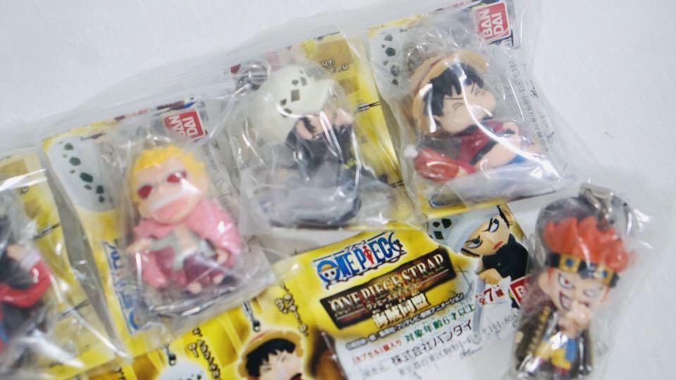 One Piece Figurines - Gacha Capsule Toy Swing Keychain - Gashapon Strap ...
