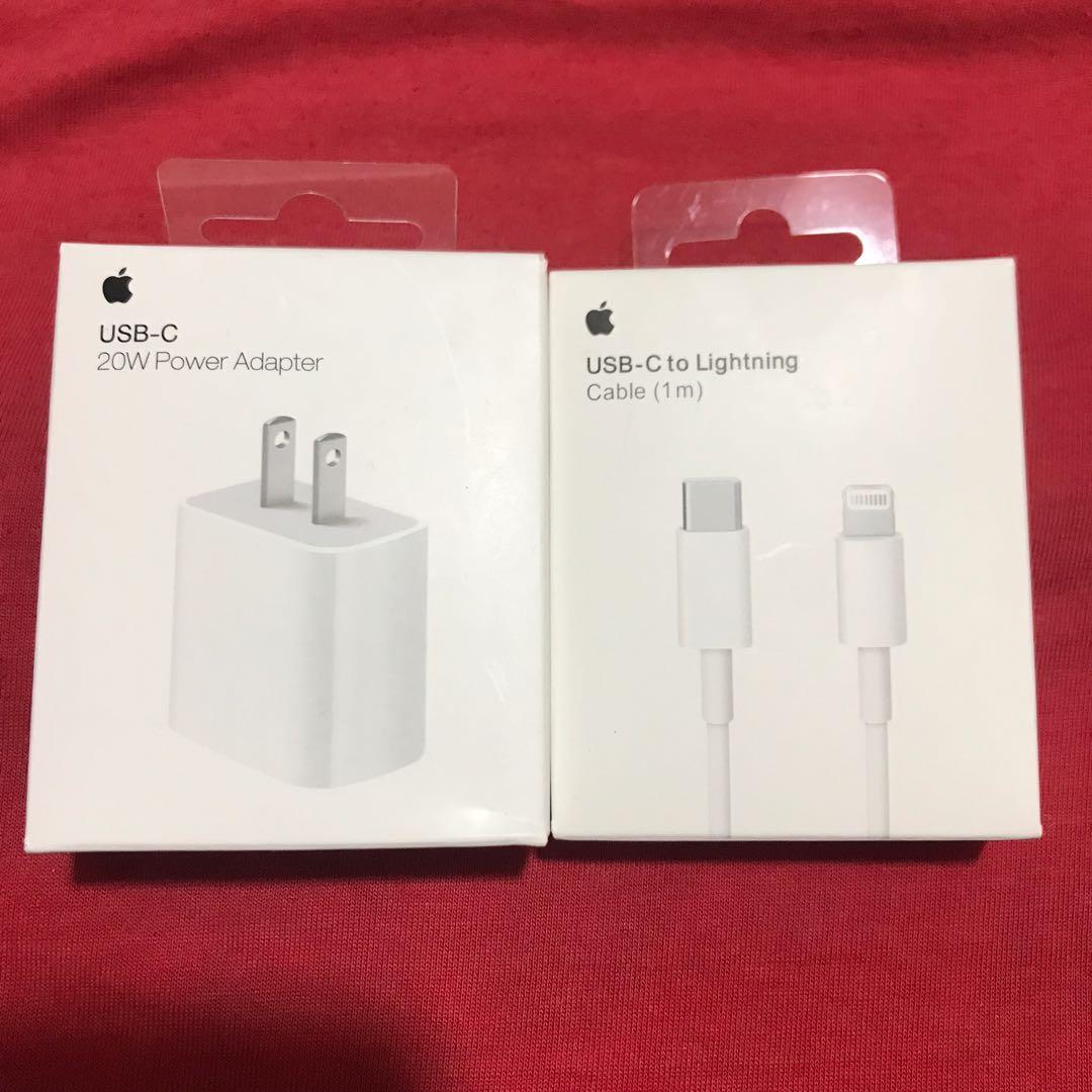 Apple iPhone Charger 20 watts adapter and Usb c to Lightning cable ...