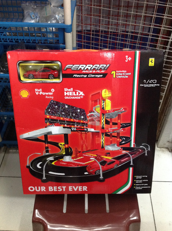 ferrari race garage playset, Hobbies & Toys, Toys & Games on Carousell