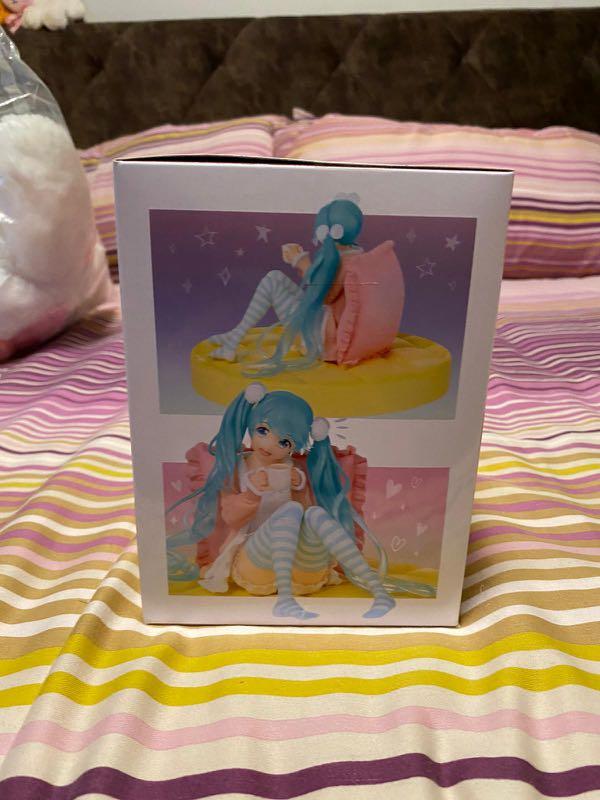 Hatsune Miku: Tea Miku, 興趣及遊戲, 收藏品及紀念品, 明星周邊 - Carousell