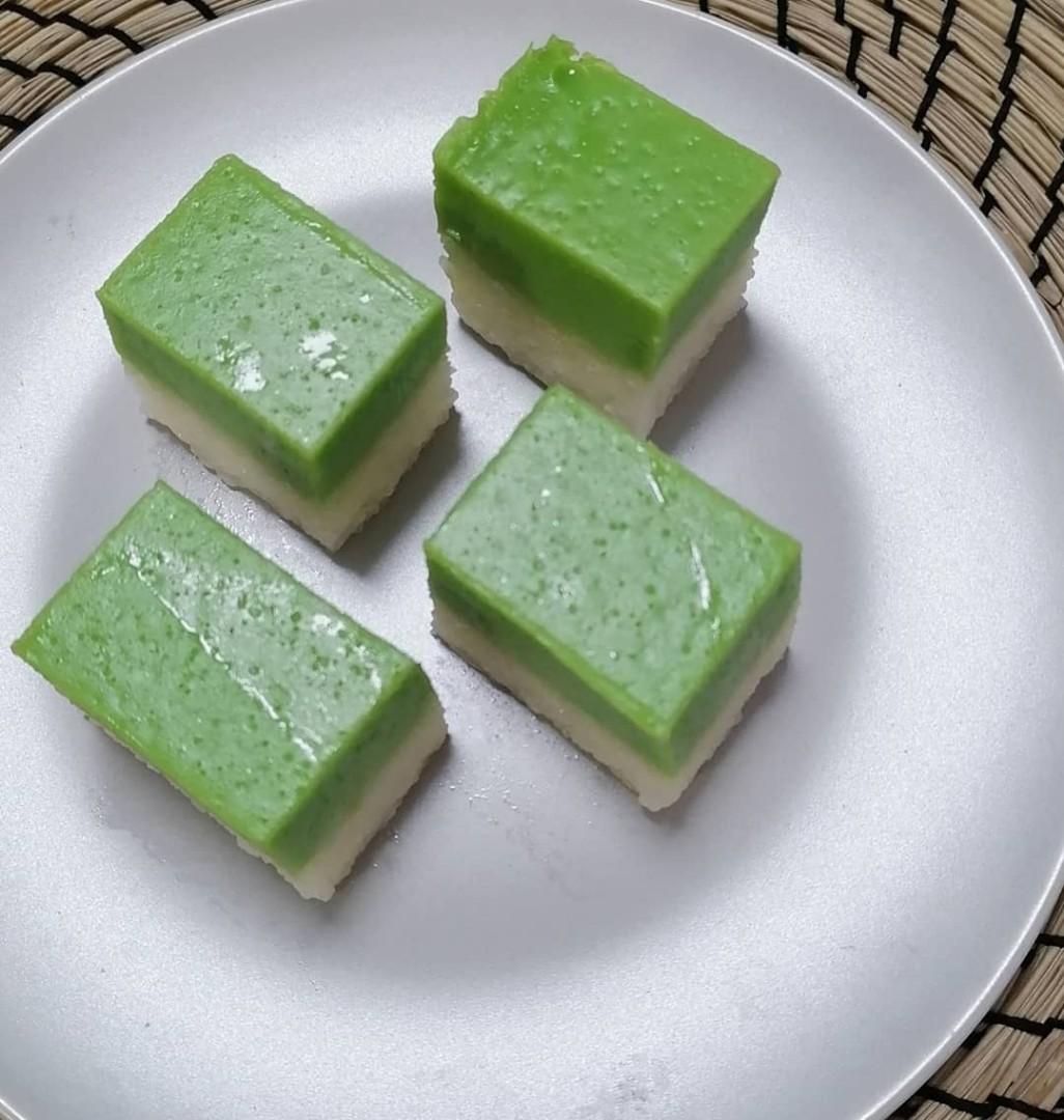 Puteri Salat Pandan/Durian, Food & Drinks, Homemade Bakes on Carousell