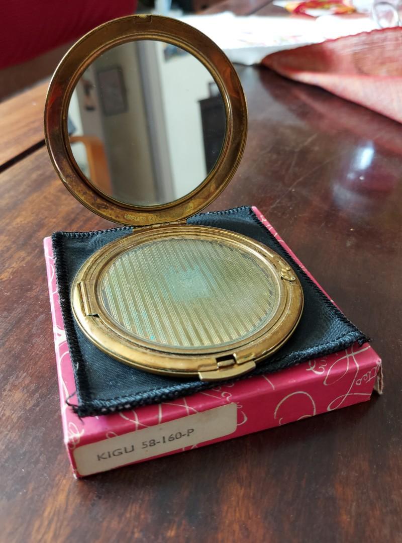 Vintage KIGU powder compacts/mirror cases (1950s), Hobbies & Toys ...