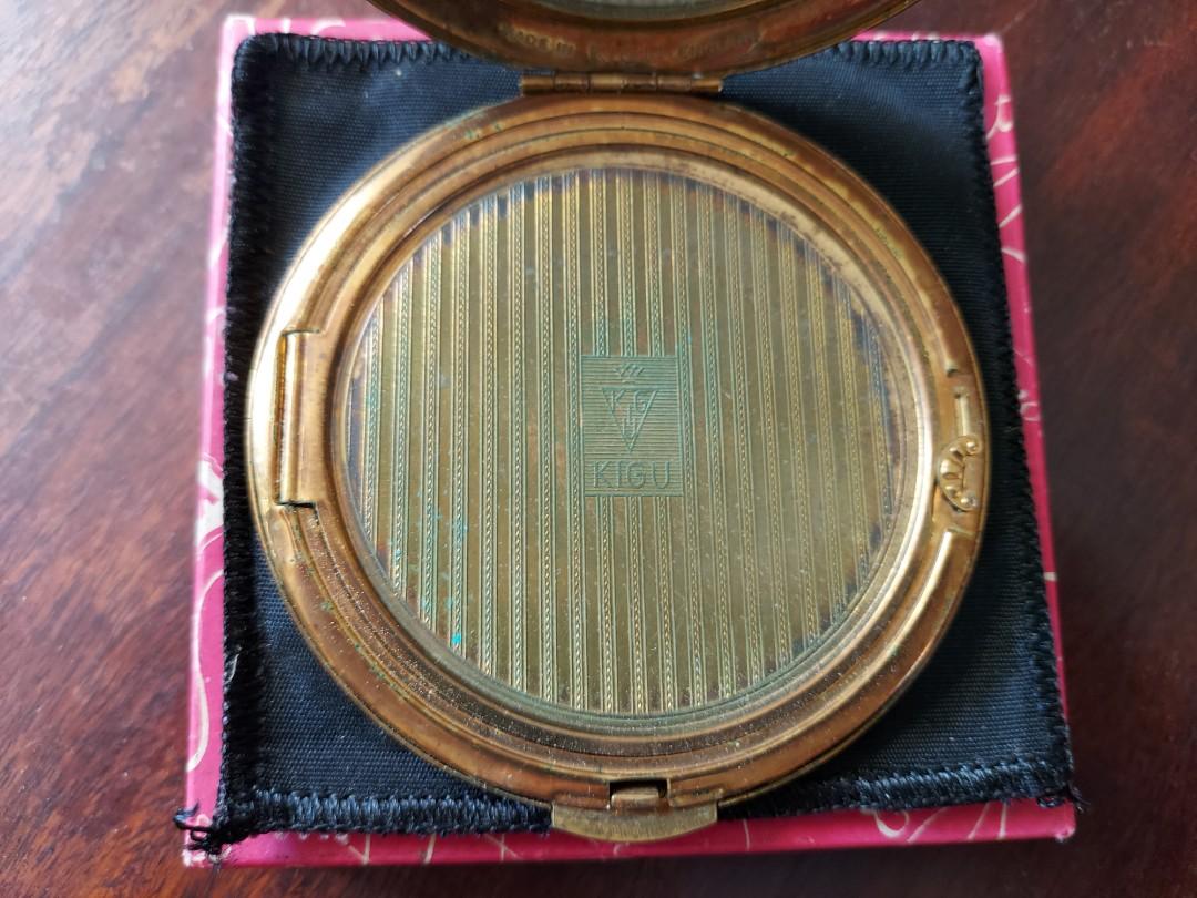 Vintage KIGU powder compacts/mirror cases (1950s), Hobbies & Toys ...