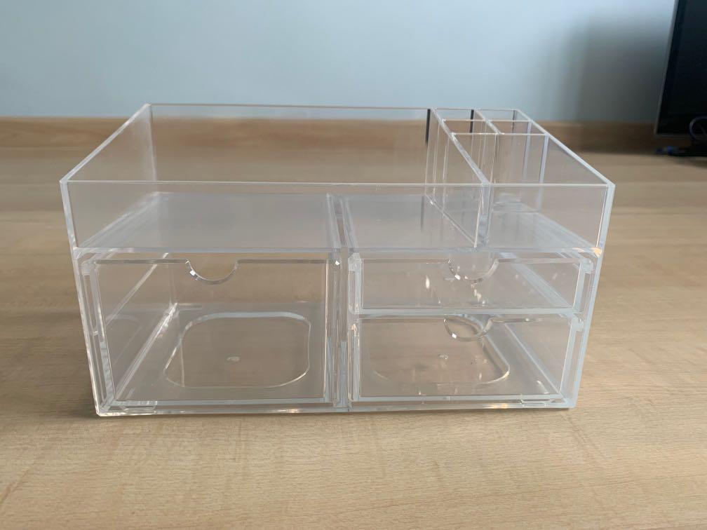 Acrylic Make up box, Women's Fashion, Jewelry & Organisers, Accessory ...