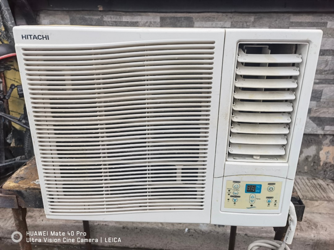 Aircon Hitachi 1hp digital with timer, TV & Home Appliances, Air ...