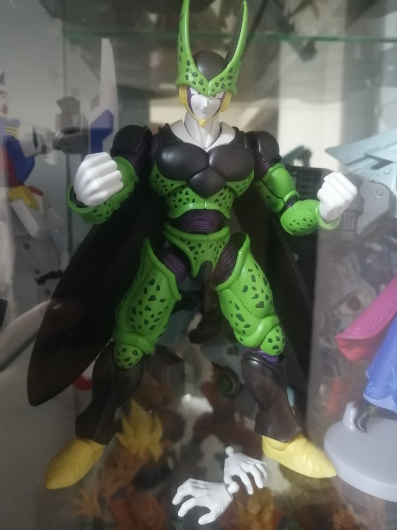 Dragonball figure-rise cell, Hobbies & Toys, Toys & Games on Carousell